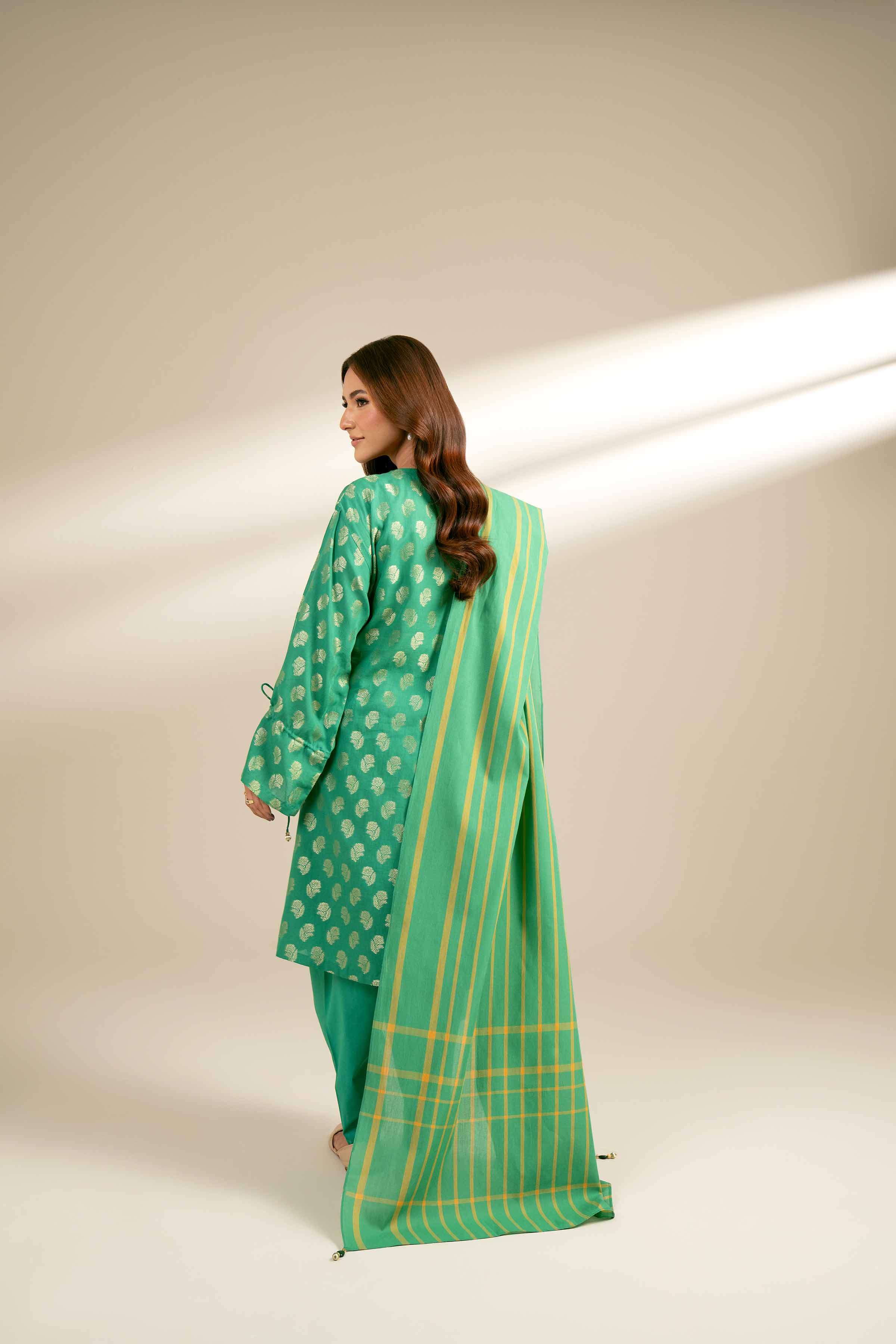 3 Piece - Yarn Dyed Embroidered Suit - 42402166 – NISHAT USA