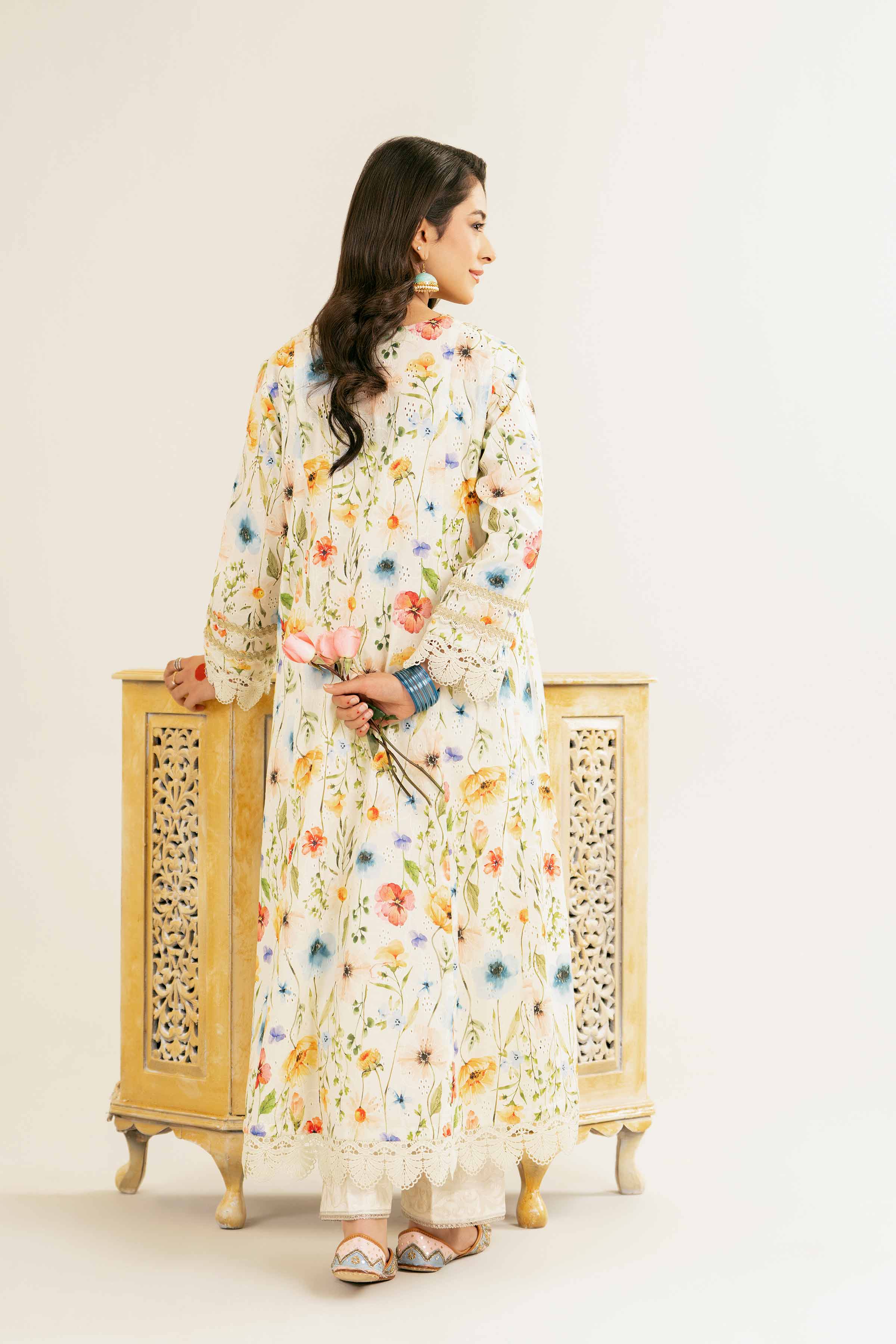 Printed Shirt - PE25-59 – NISHAT USA