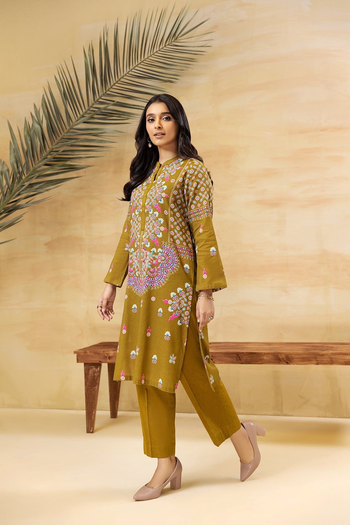 PDW22-14-Band Neck Printed Shirt with Trousers 2PC – NISHAT USA